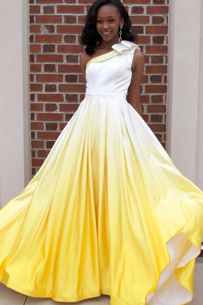 36 Prom Dresses And Other Trendy Hits From The Latest Collections 2023