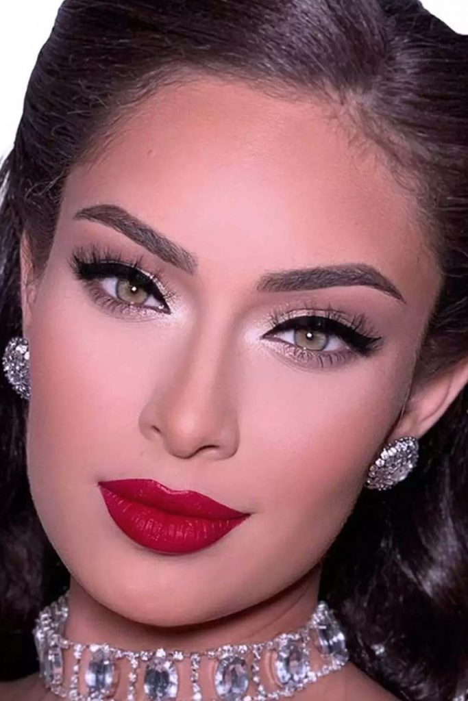 Super Sexy Looks And Makeup Tips For Valentines Day Krazyvibes