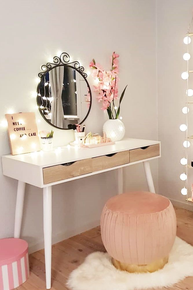 Makeup Vanity Table Ideas To Assist Your Makeup Routine | Glaminati.com