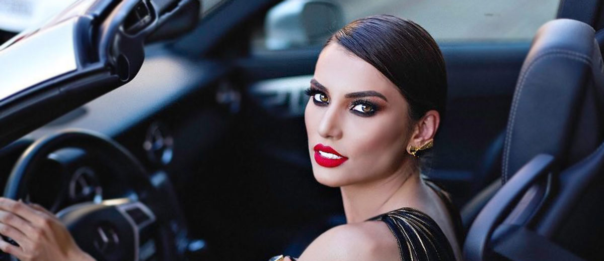 48 Red Lipstick Looks - Get ready for a new kind of MAGIC