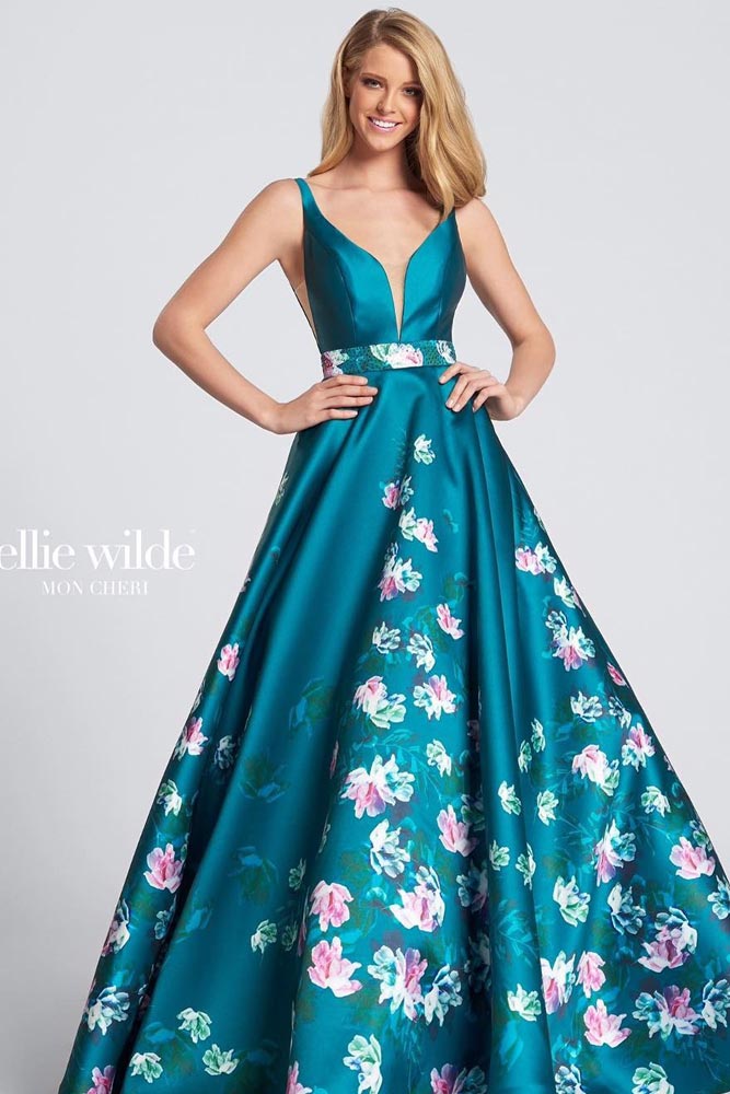 Expert Advice On How To Find The Prom Dress Of Your Dreams