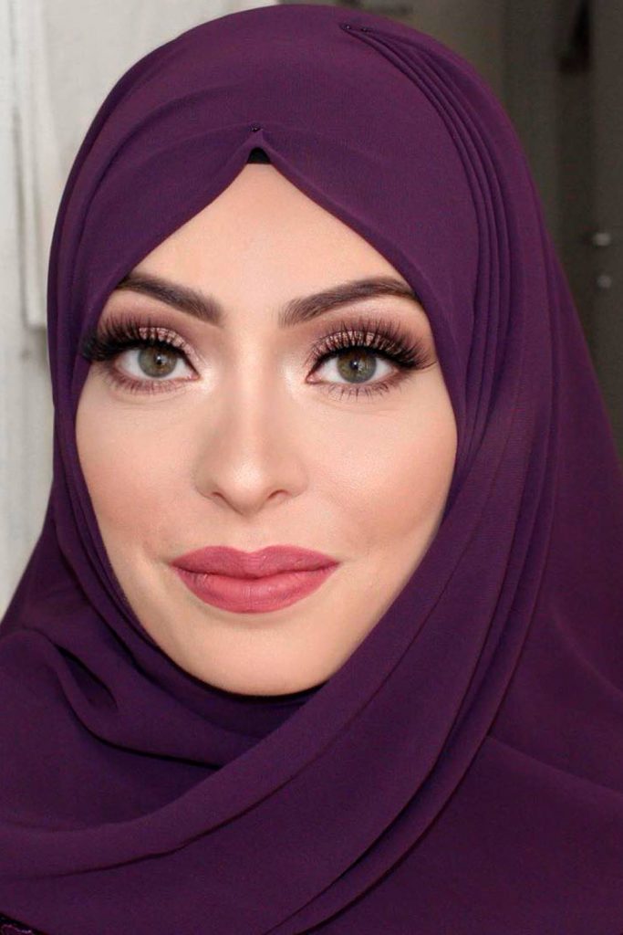 Trending Purple Lipstick Hues For Your New Look