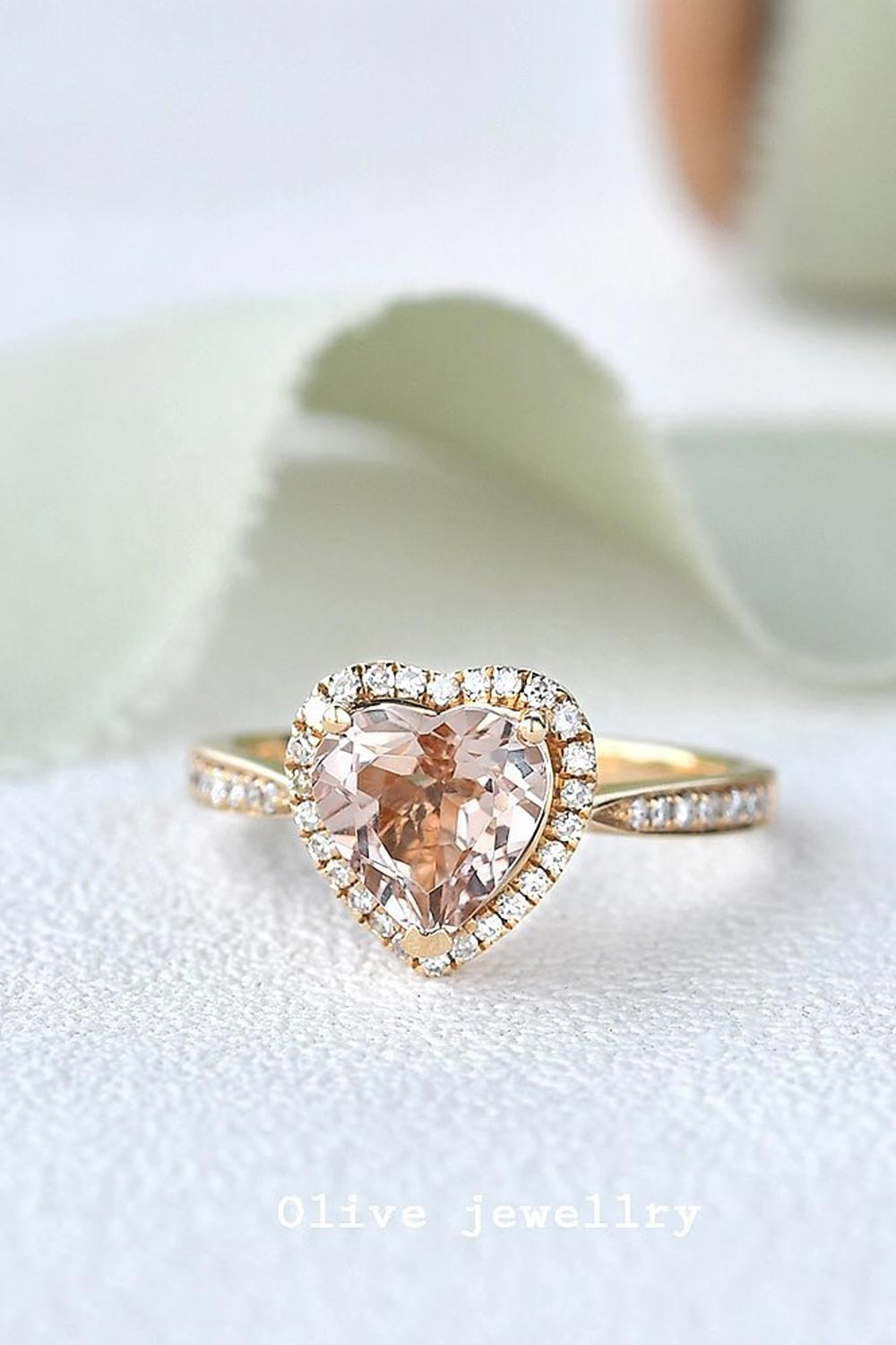 27 Beautiful Rose Gold Engagement Rings