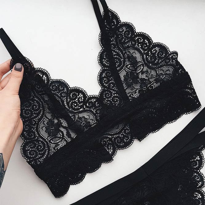 36 Black Lace Bralette Ideas To Stay In Touch And Style