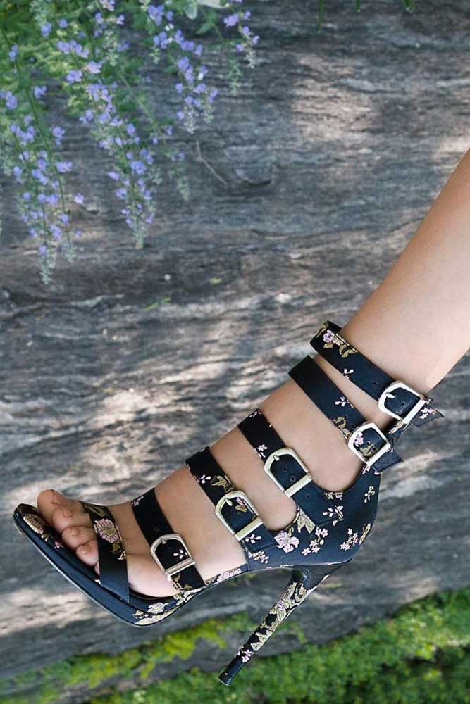 36 Hottest Black Strappy Heels Designs