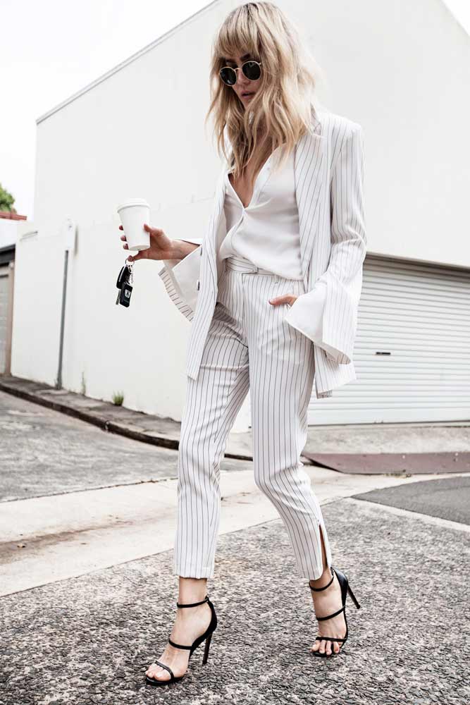 39 Power Women Suits to Look Confident at Work