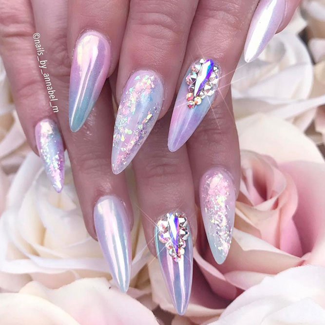 Fantastic Shimmer Nails That Will Steal Your Breath Away