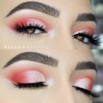 Complement Your Amber Eyes With the Best Eye Makeup | Glaminati.com