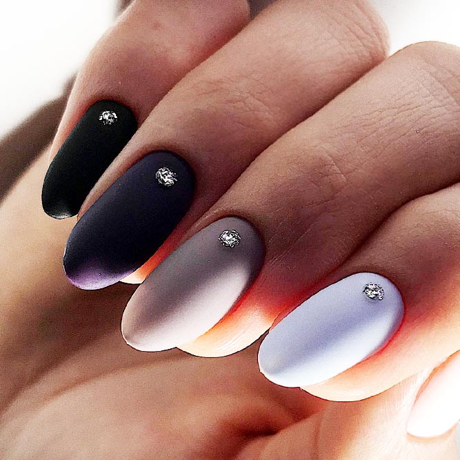 27 Terrific Designs Done With Gel Nail Polish To Try This Season
