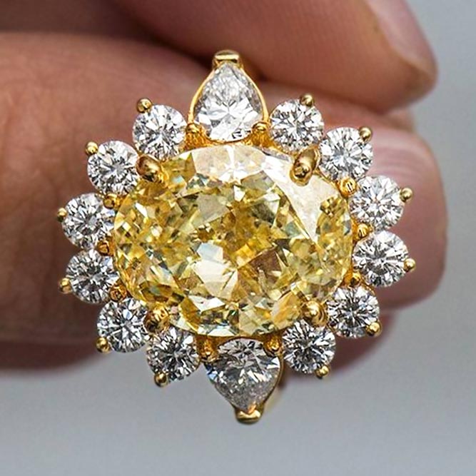 33 Yellow Diamond Engagement Rings For The Unforgettable Moment