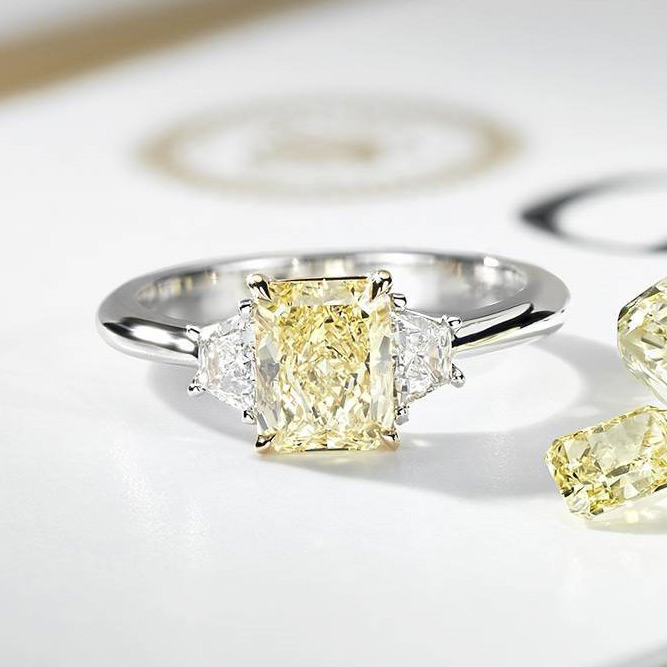 33 Yellow Diamond Engagement Rings For The Unforgettable Moment