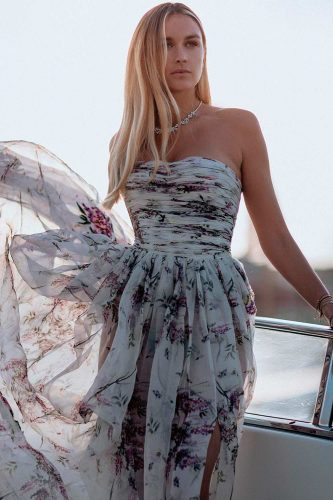 Off The Shoulder Dress Designs For Your Summertime - Glaminati