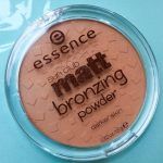 The Best Bronzer Products To Fit Your Budget (Plus Tips For Choosing)