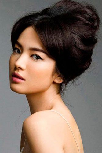 Beehive Hair: Impressive Trend Straight From the 60s | Glaminati.com