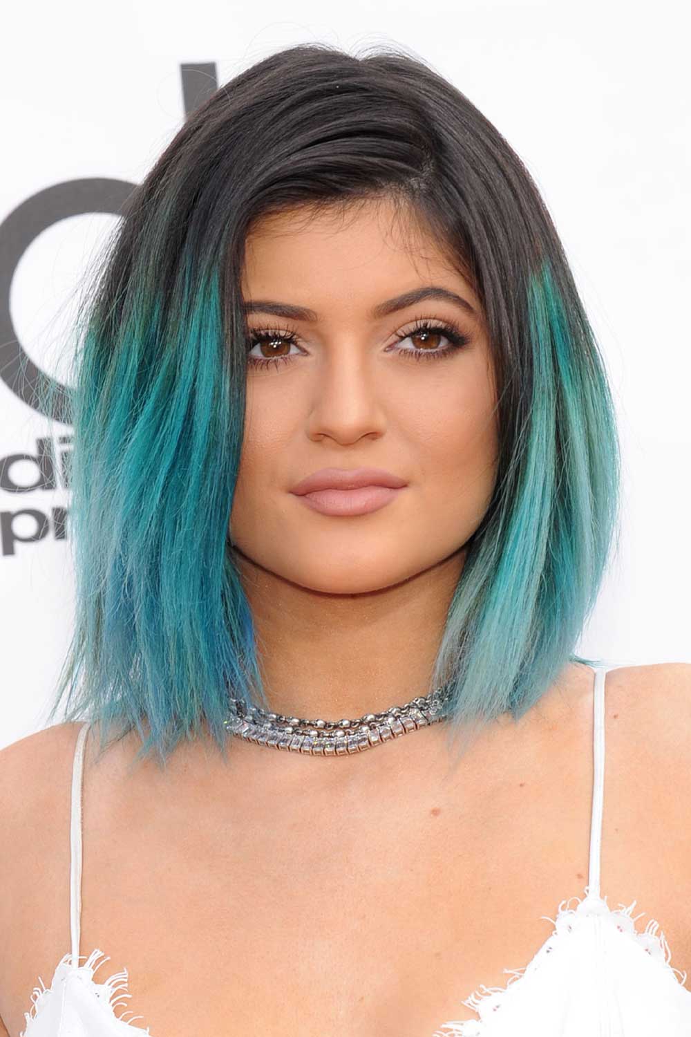 Stylish Ways to Embrace the Mermaid Hair Like a Princess