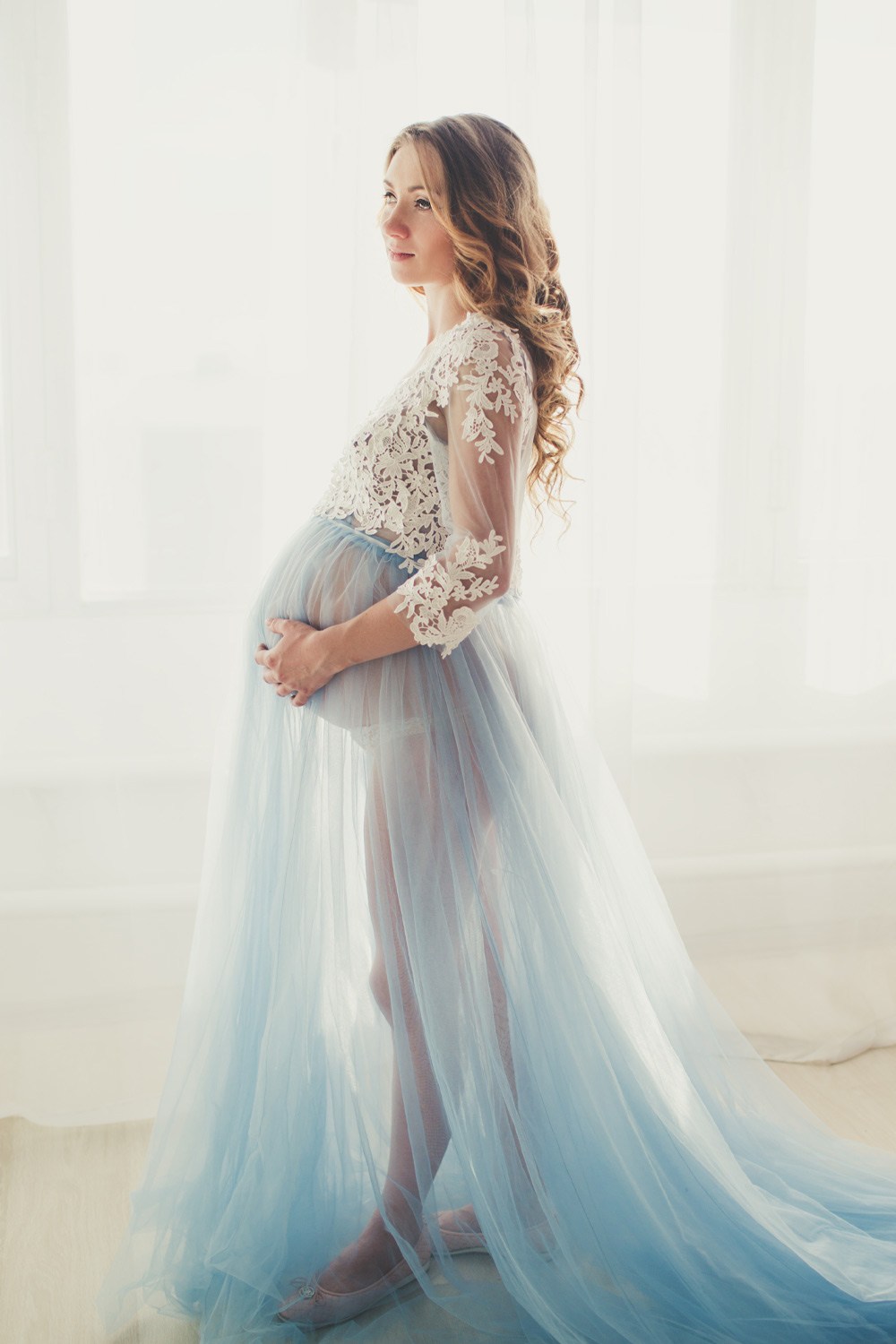 35 Maternity Dresses To Feel Comfortable Daily And On Special Occasions