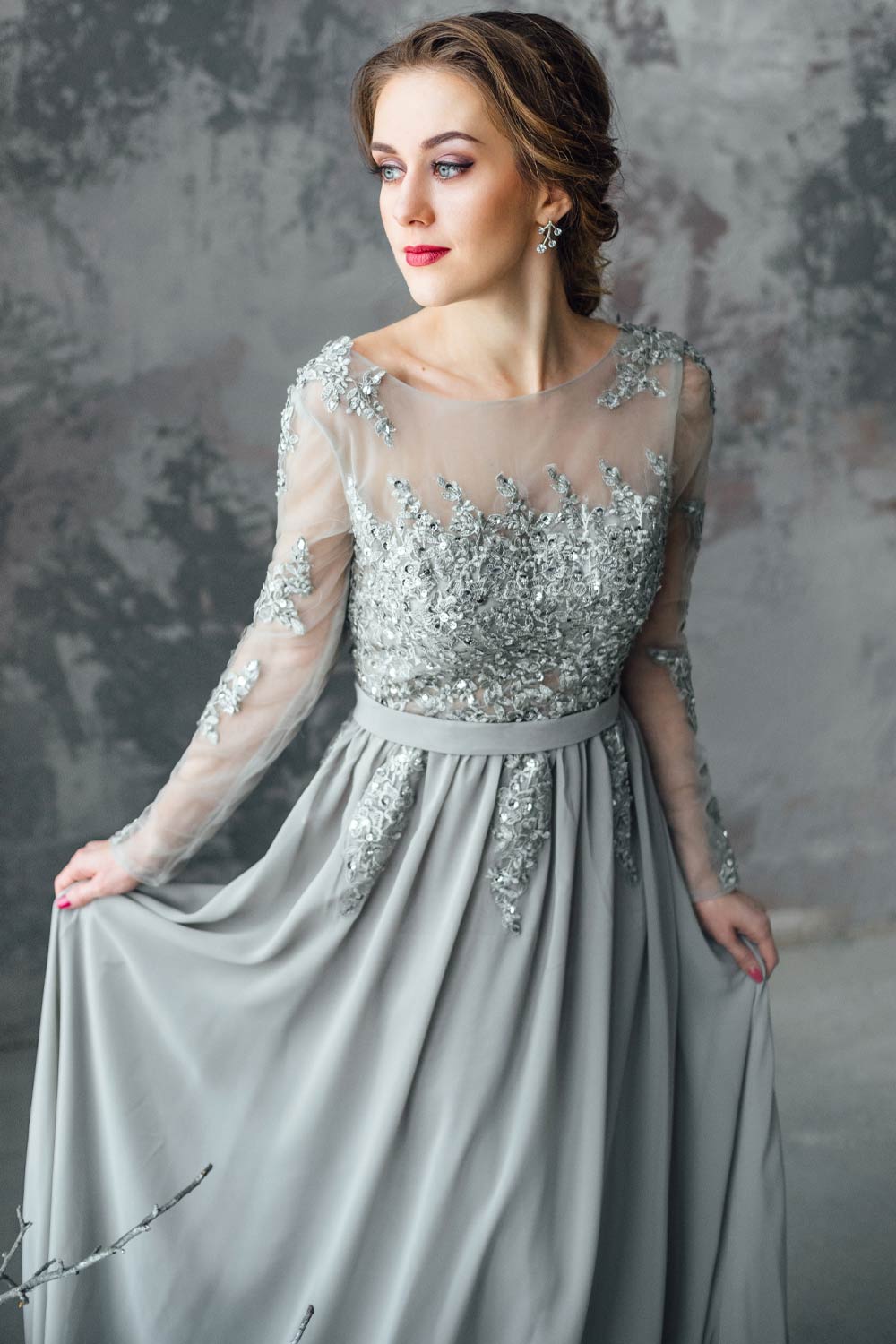 How To Choose The Best Silver Dress For A Special Occasion And Prom Night