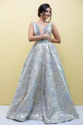 How To Choose The Best Silver Dress For A Special Occasion And Prom Night