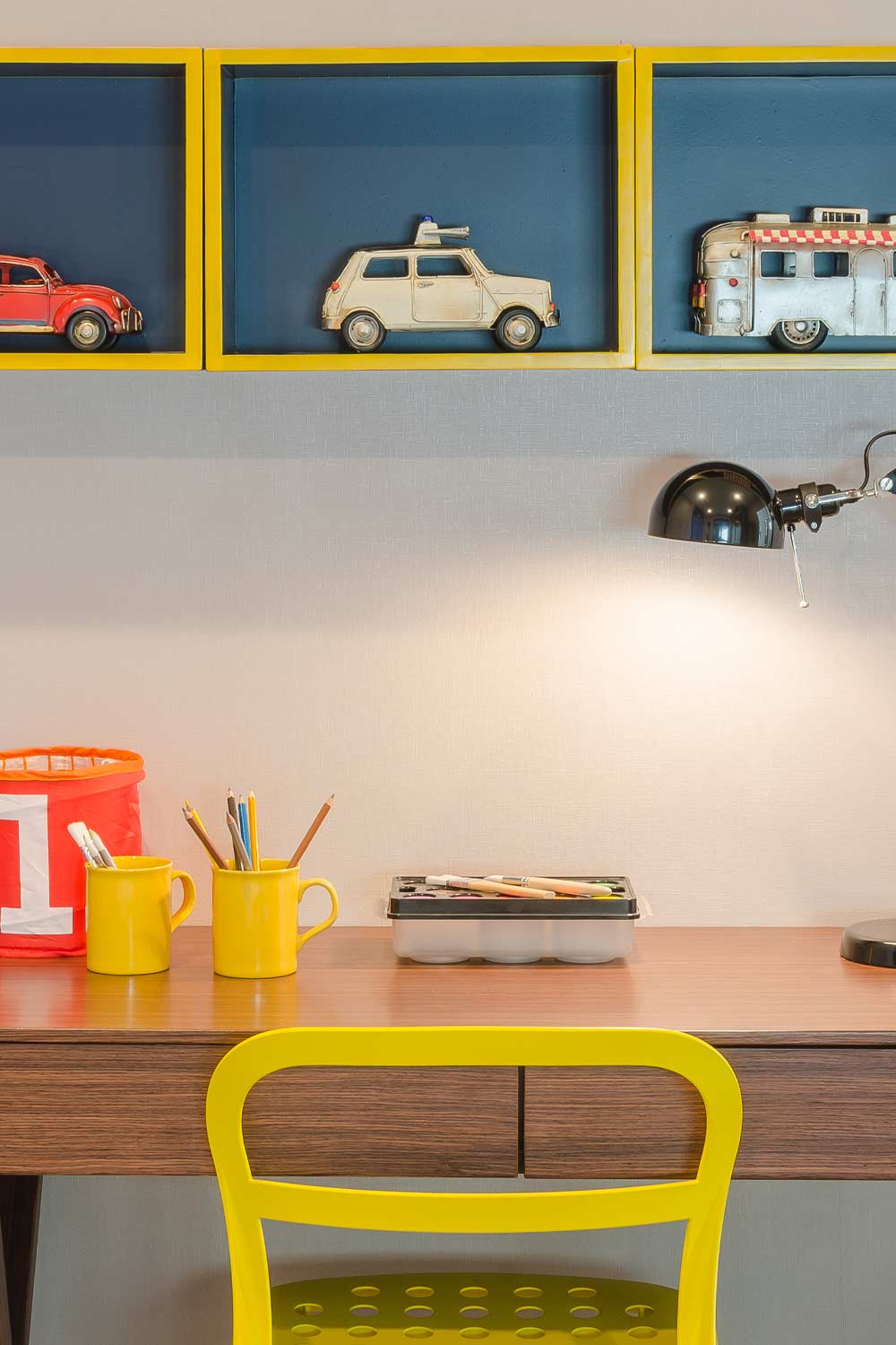 Kids Desk Variations For Caring Parents To Consider | Glaminati.com