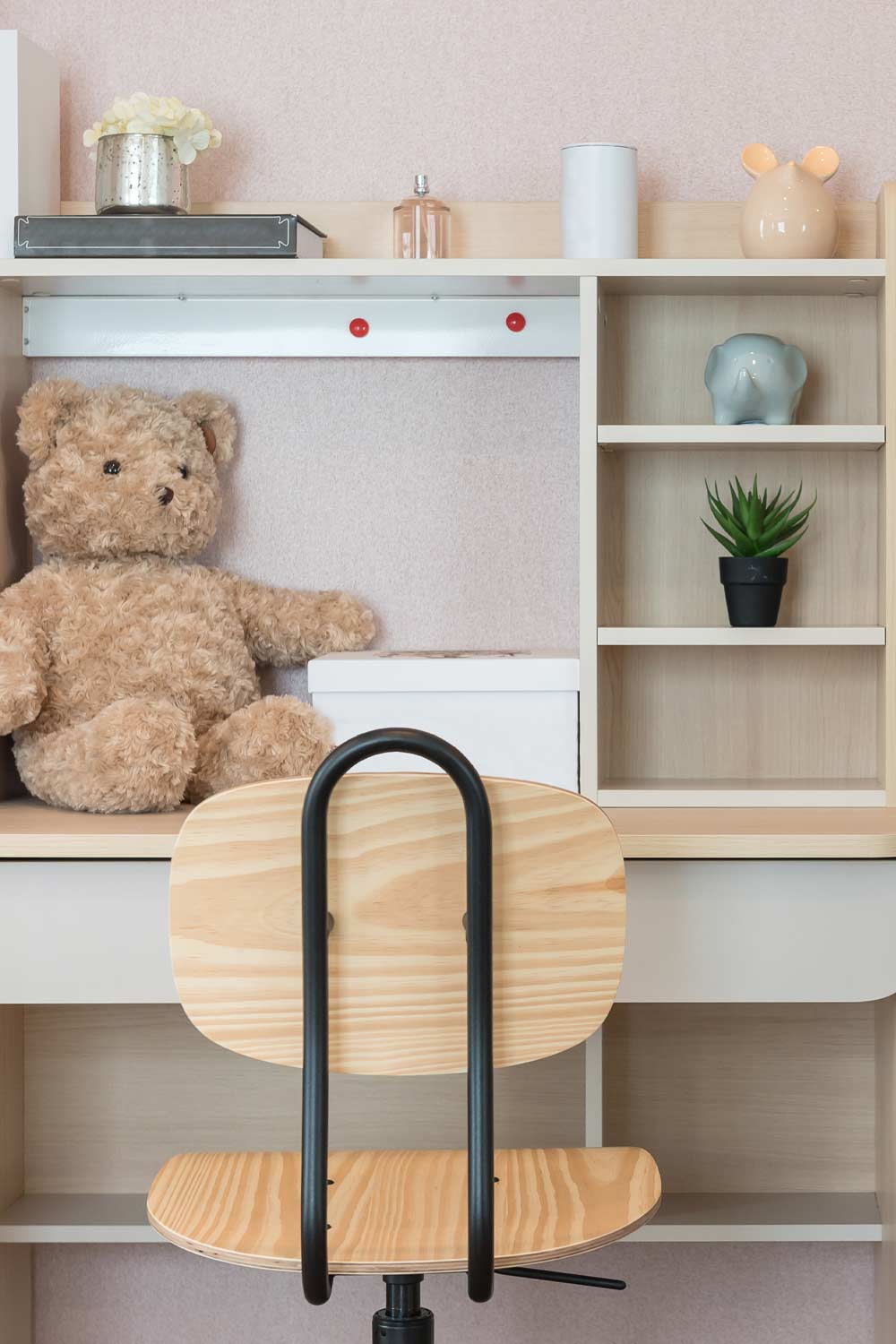 Kids Desk Variations For Caring Parents To Consider | Glaminati.com