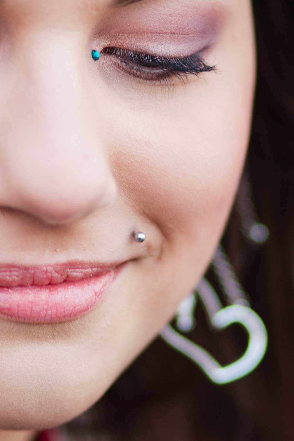 Fashion-Icon Pull of Magnetic and Unique Monroe Piercing - Glaminati