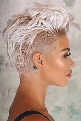 Long Pixie Cut Styling Ideas To Steal The Spotlight - Glaminati.com