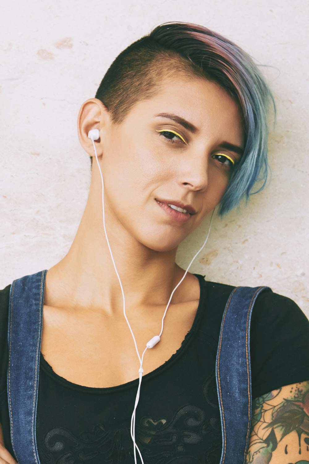 Impressive Versatility Of A Feminine Pixie Cut | Glaminati.com