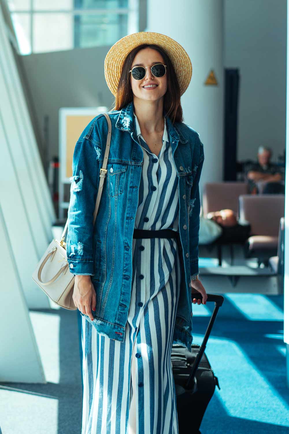 Fashionable Airplane Outfits for All Tastes and Occasions - Glaminati