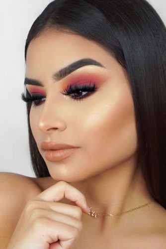 Olive Skin Tone — Which Makeup Shades to Look For?