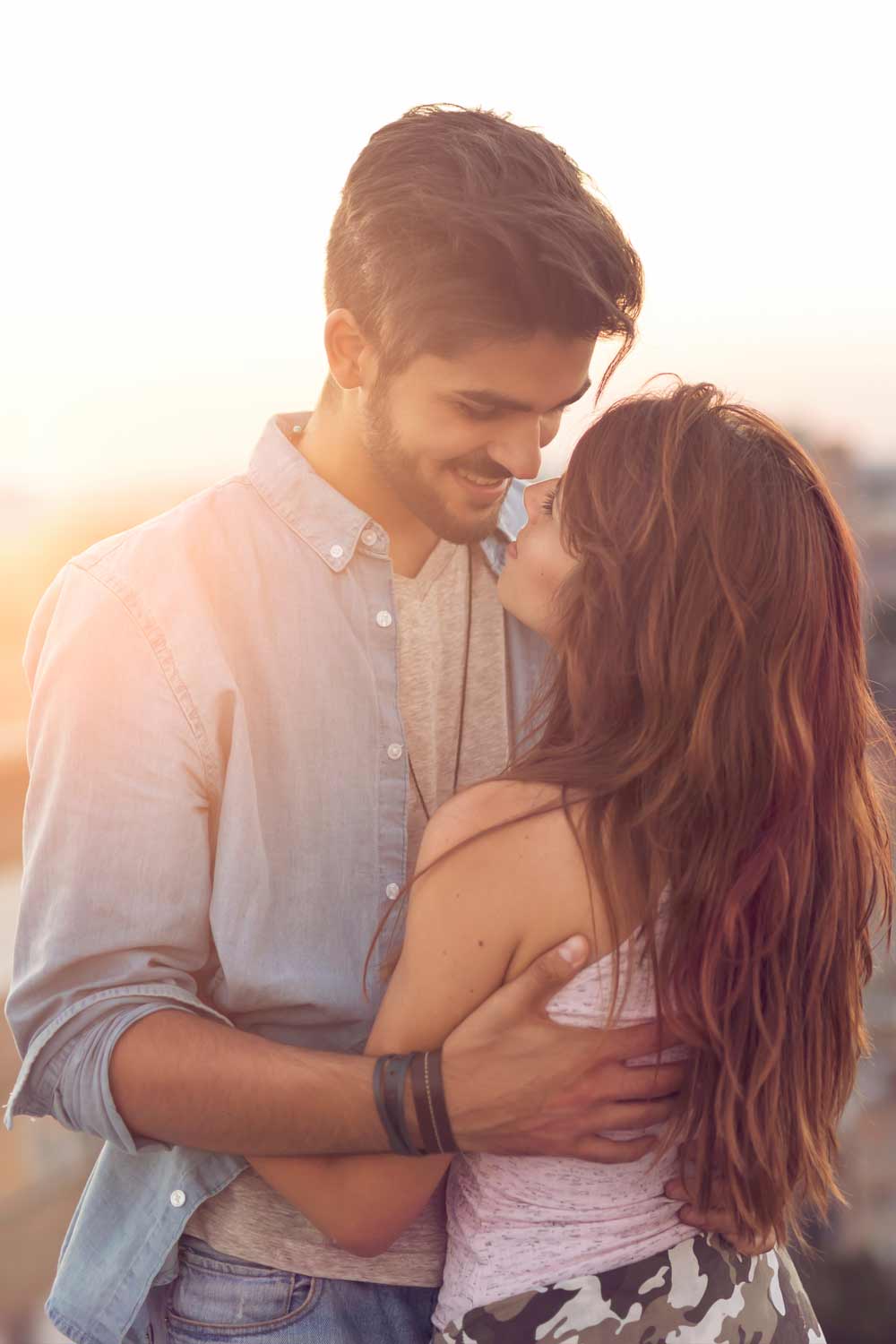 15 Signs of True Love From a Man