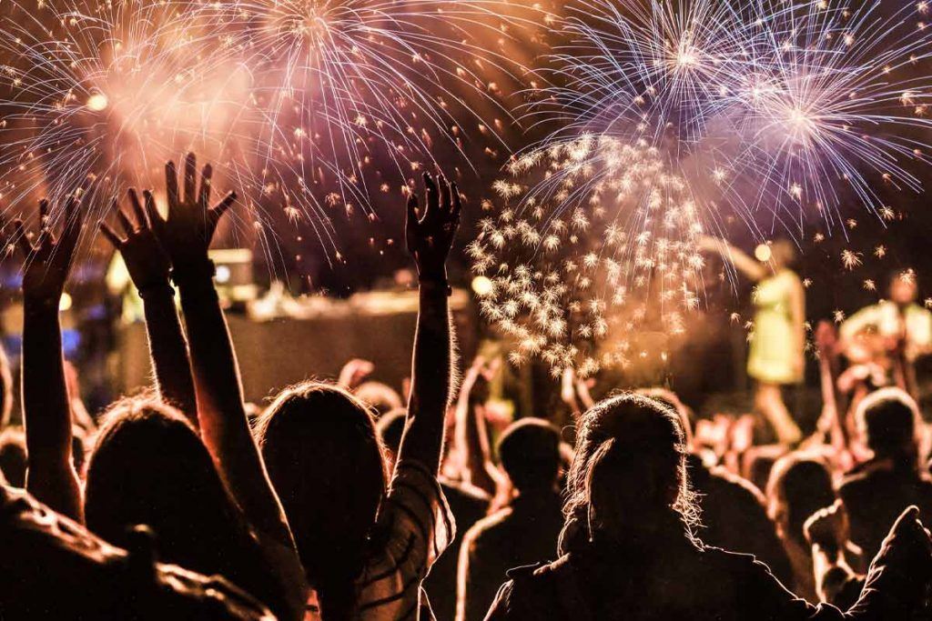 Entertainment At Its Best: Get The Most Fun of Free Time | Glaminati.com