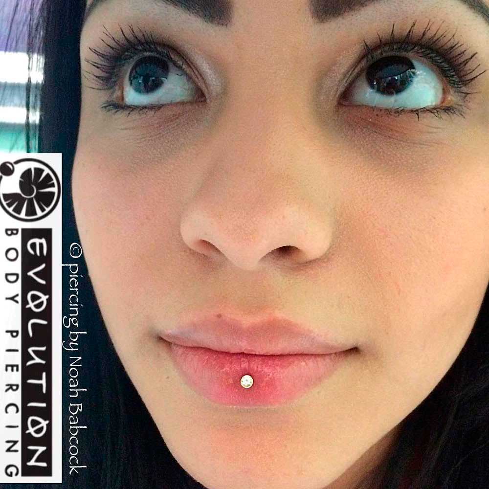 Ashley Piercing: All You Need To Know About It In 2022 - Glaminati