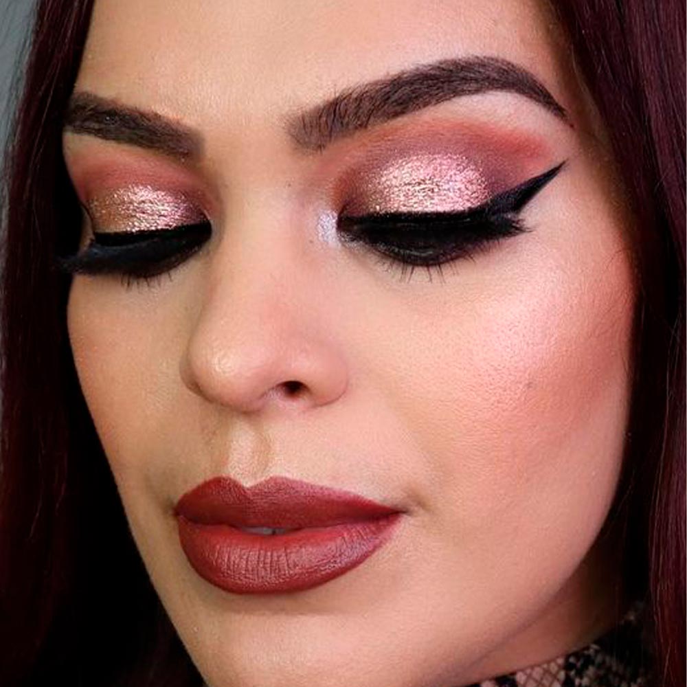 Rose Gold Makeup Ideas To Emphasize Your Femininity! - Glaminati