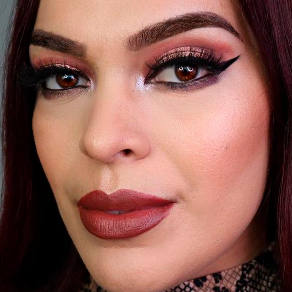 Rose Gold Makeup Ideas To Emphasize Your Femininity! - Glaminati