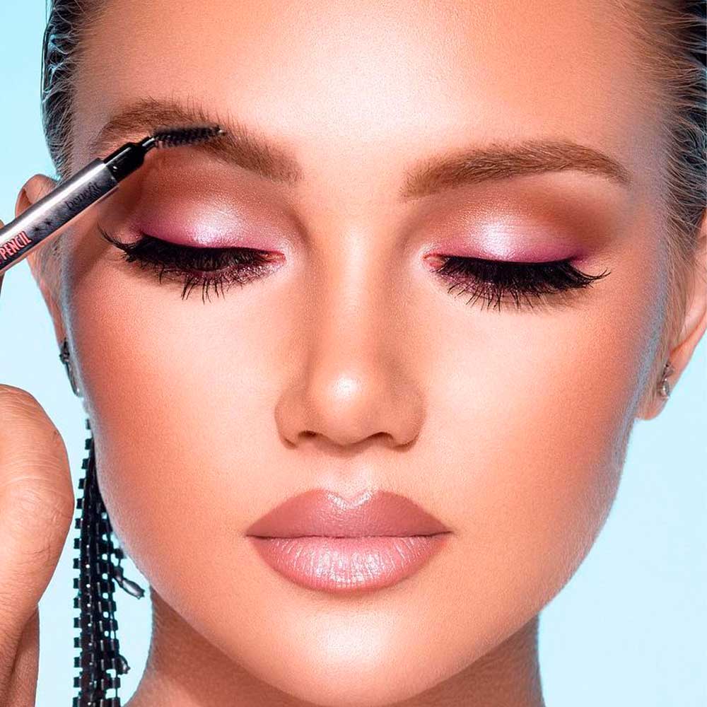 Rose Gold Makeup Ideas To Emphasize Your Femininity! - Glaminati