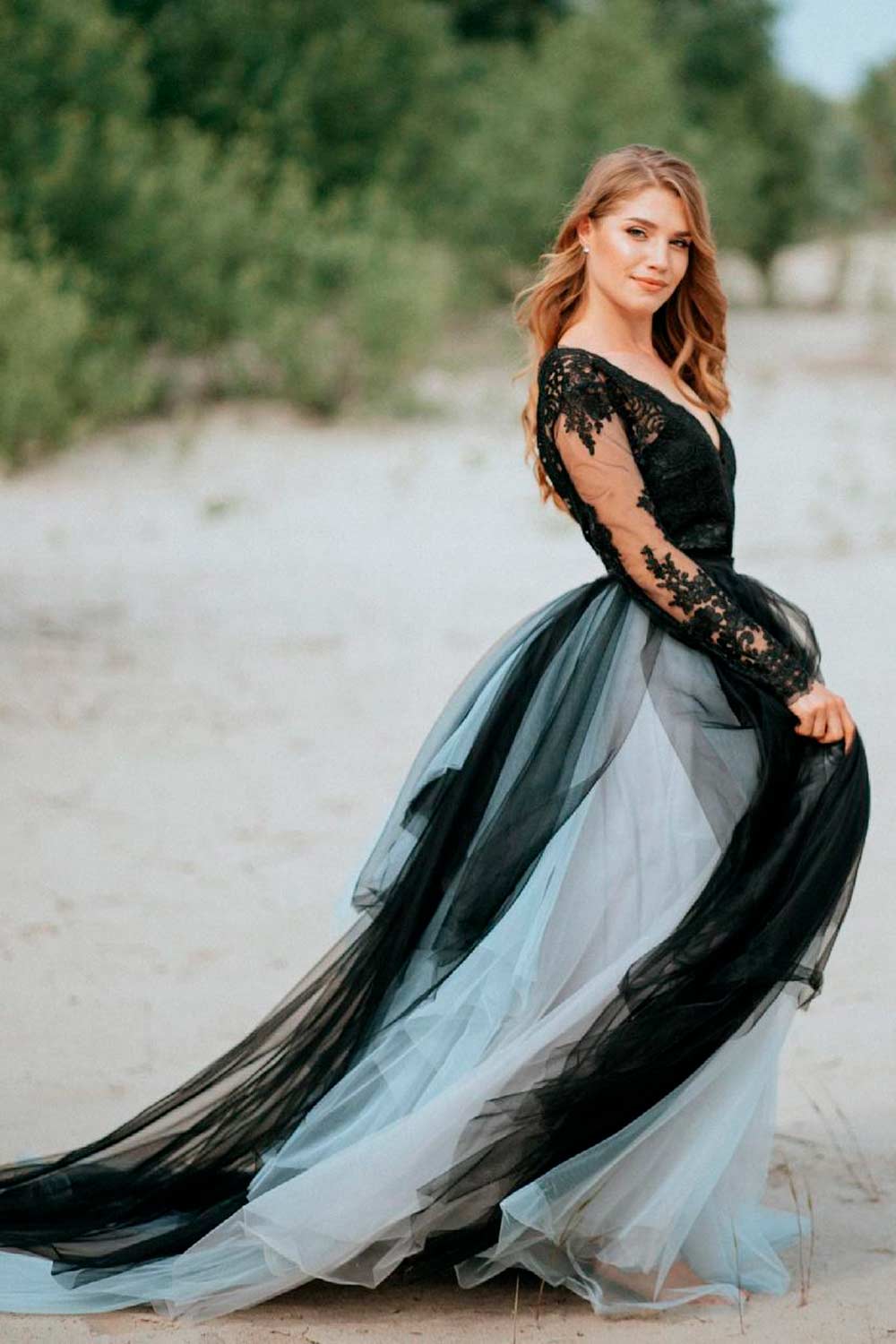 Unique Blue Wedding Dress Ideas For Every Taste - Glaminati.com