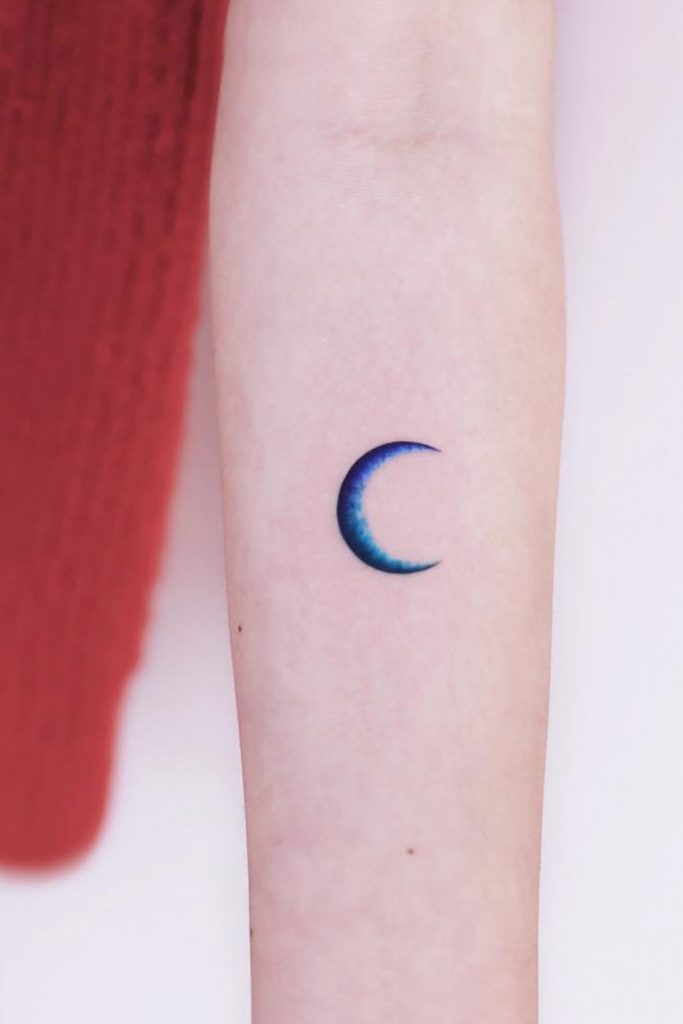 Magnetic Power of Moon Tattoo and Its Meanings - Glaminati