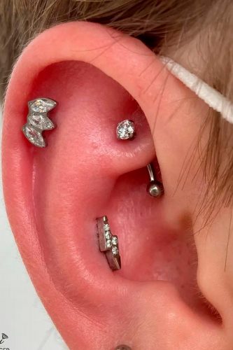 Basic Peculiarities and Tips Concerning a Rook Piercing - Glaminati