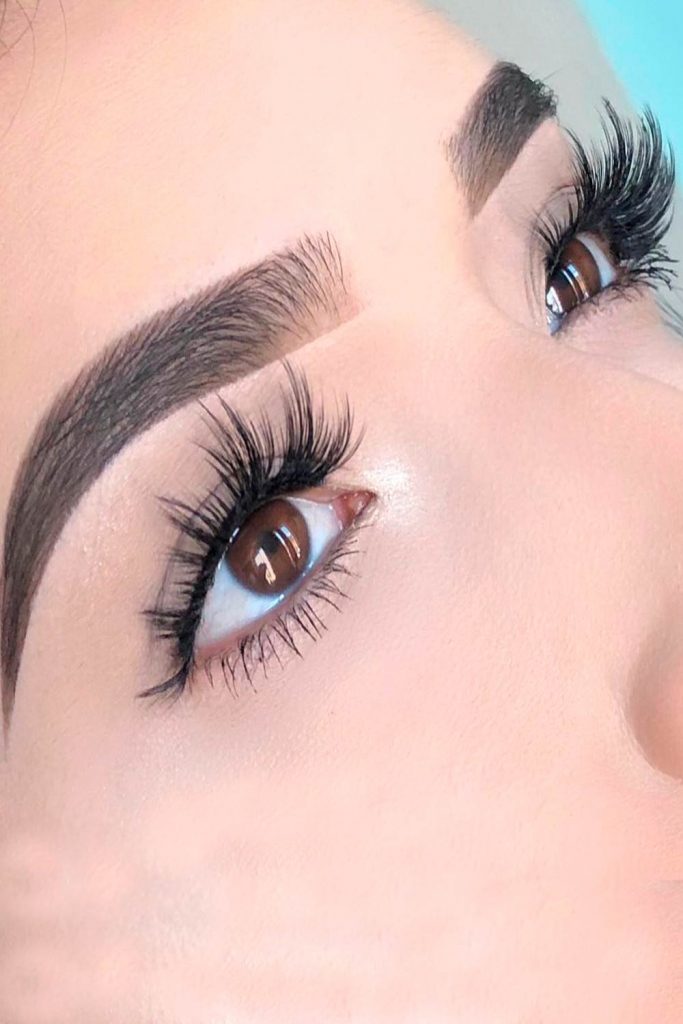 25 French Makeup Looks For You To Try This Year - Glaminati.com