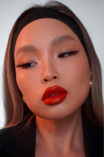 25 French Makeup Looks For You To Try This Year - Glaminati.com