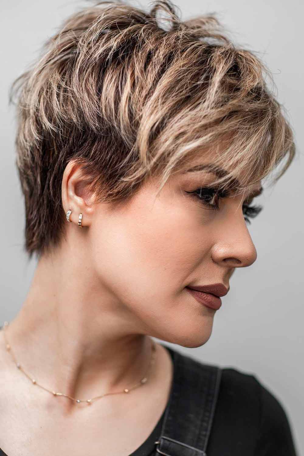 Impressive Versatility Of A Feminine Pixie Cut | Glaminati.com