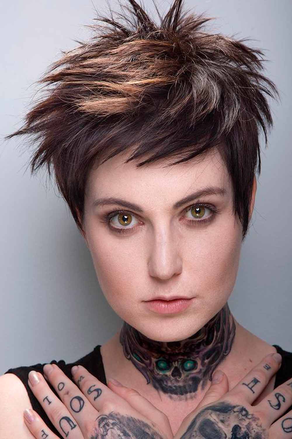 Impressive Versatility Of A Feminine Pixie Cut | Glaminati.com
