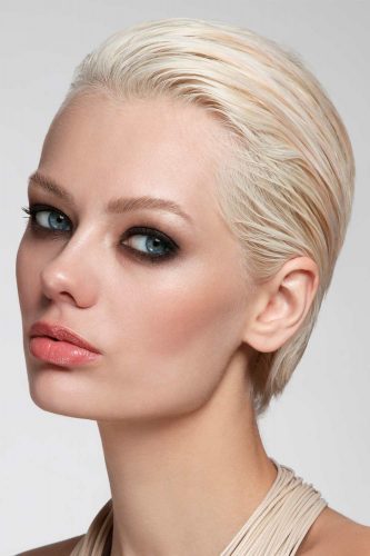 Impressive Versatility Of A Feminine Pixie Cut | Glaminati.com