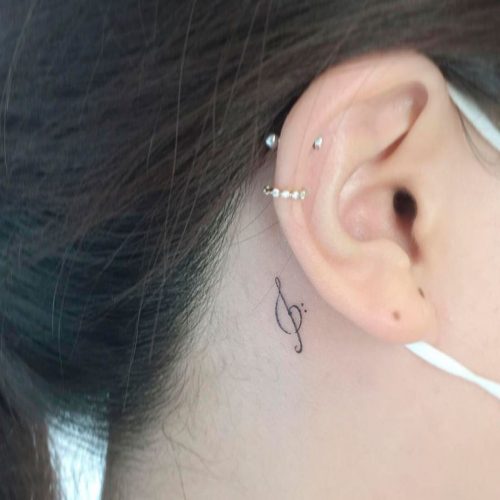Behind The Ear Tattoos: Full Guide With Ideas - Glaminati.com