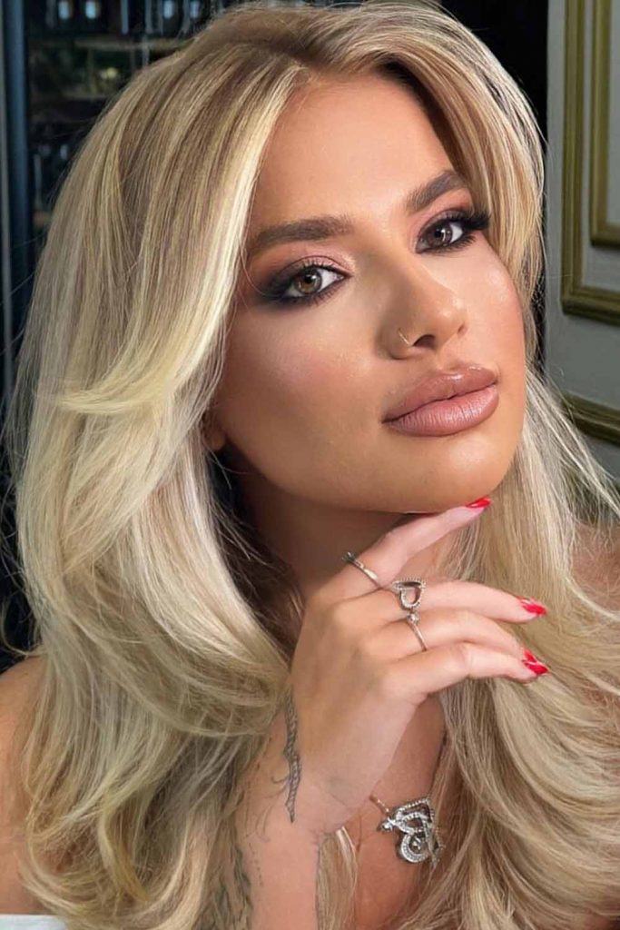 Butterfly Haircut: A Playful and Trendy Hairstyle for a Flawless Look