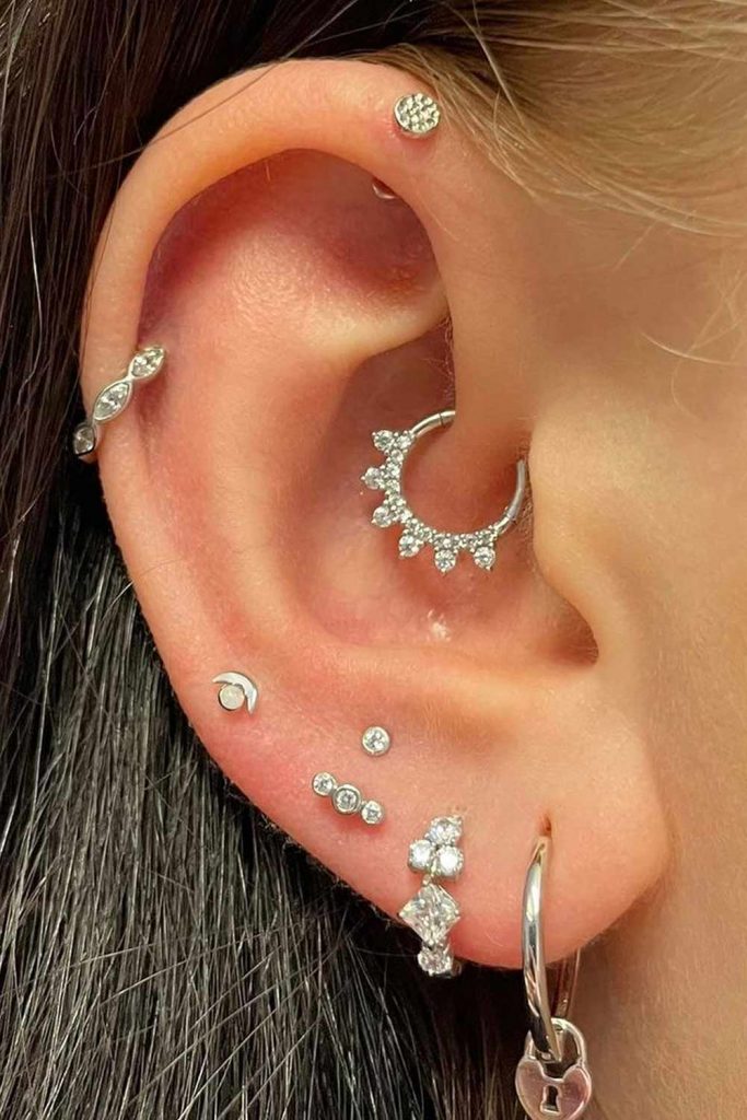 Daith Piercing Trend: Read All You Need to Know About It