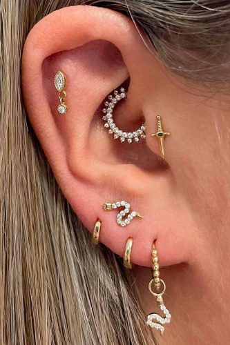 Daith Piercing Trend: Read All You Need to Know About It