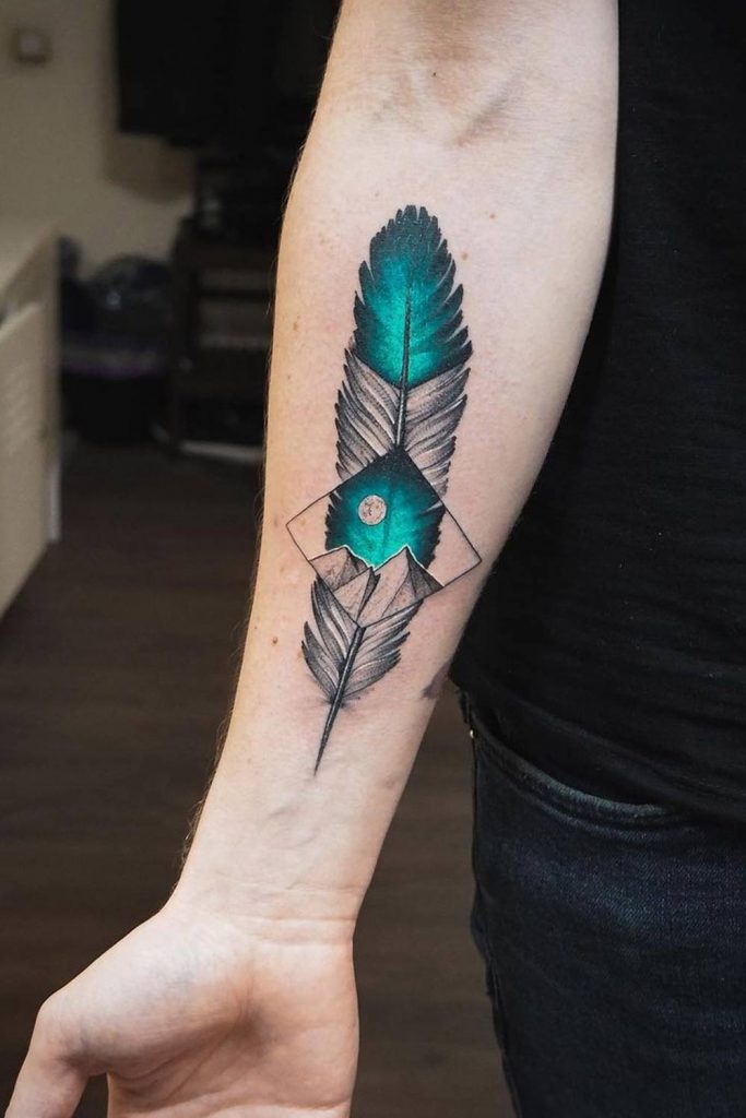 Feather Tattoos: A Symbol of Freedom, Strength, and Beauty
