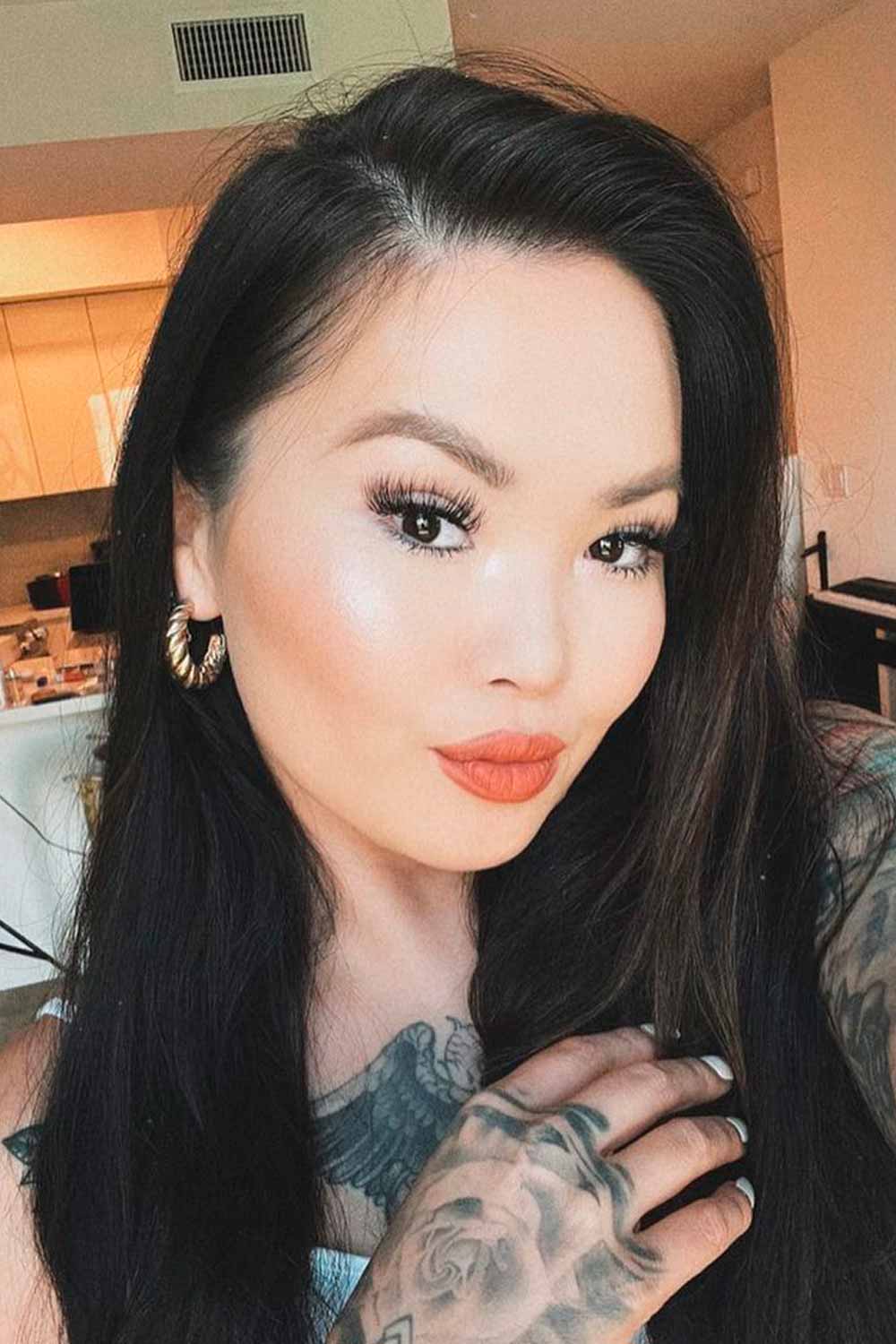 Pale Skin: All You Need to Know About Treatment and Makeup Tips