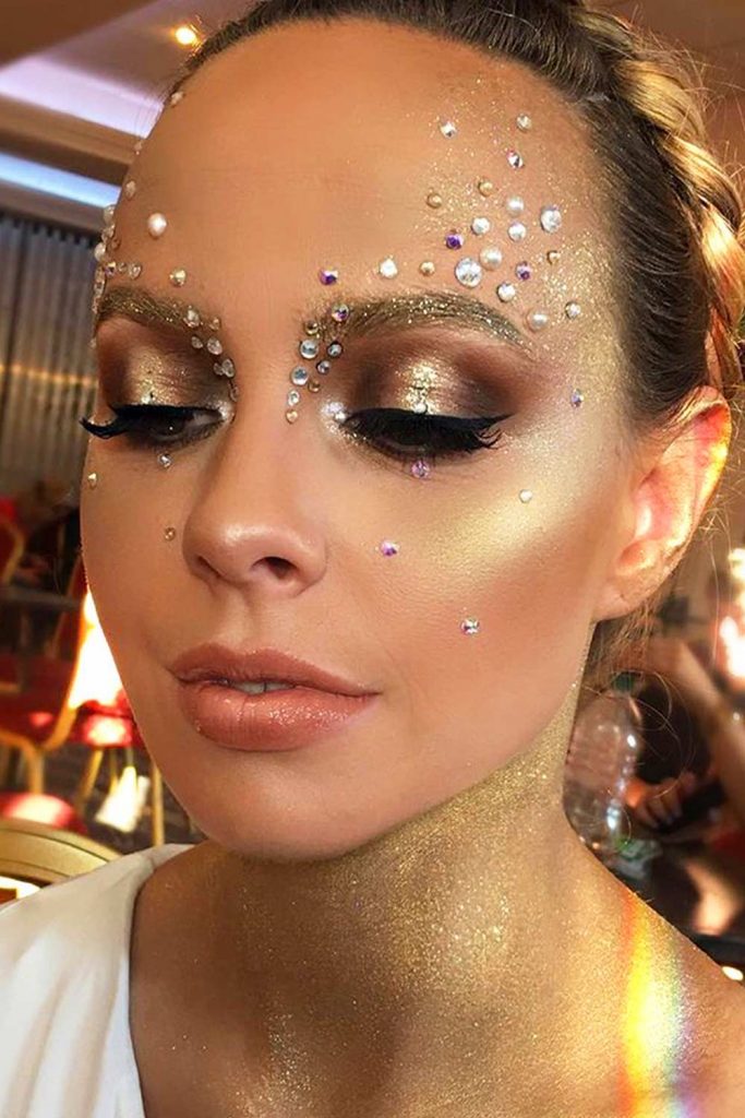 28 Fantasy Makeup Ideas And Looks You Can Replicate